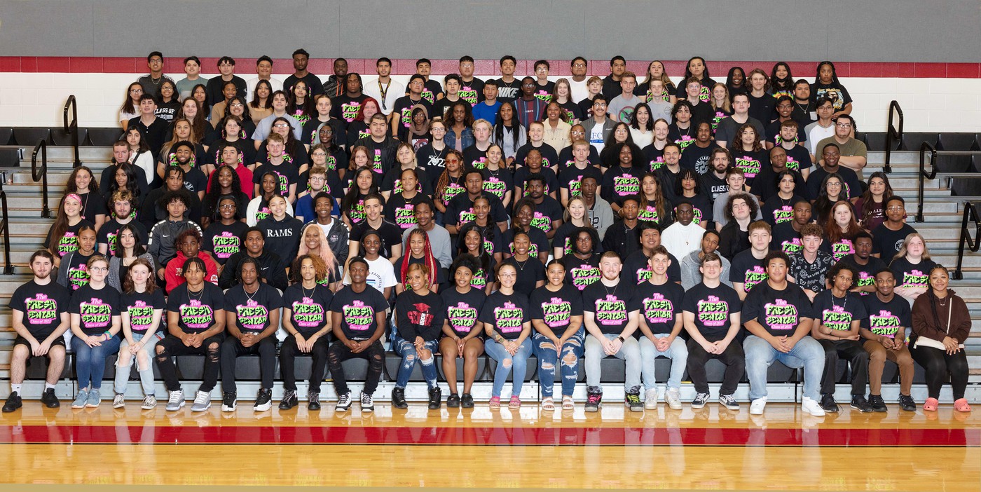 Photo: 0B6A2679Group | Whitehall Yearling HS Class of 2022 album ...