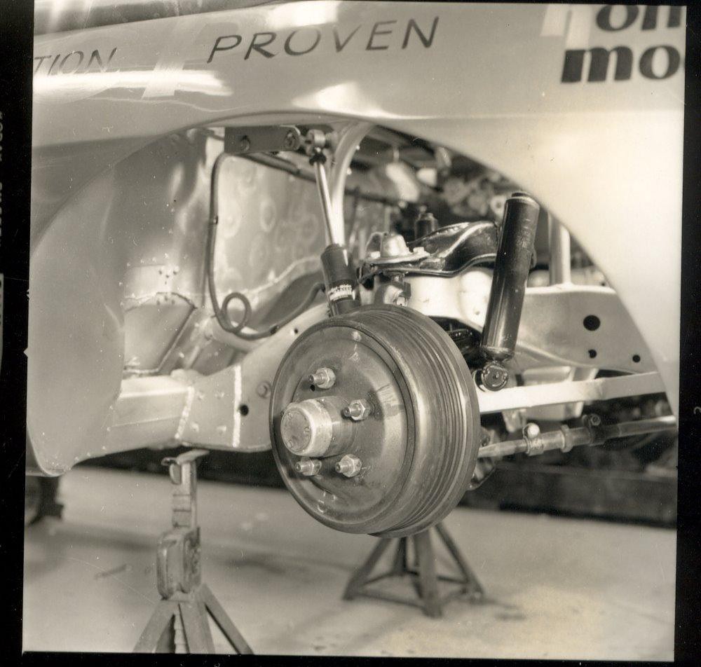 Photo: front suspension | Ford Half-Chassis NASCAR album | Steelers43 ...