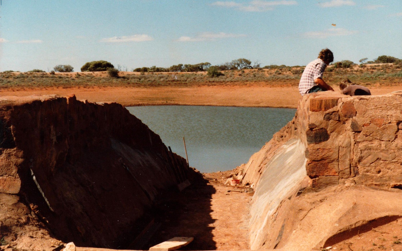 Photo: Repairing fluming on nine Mile Dam | Nonning Station album | ooO ...