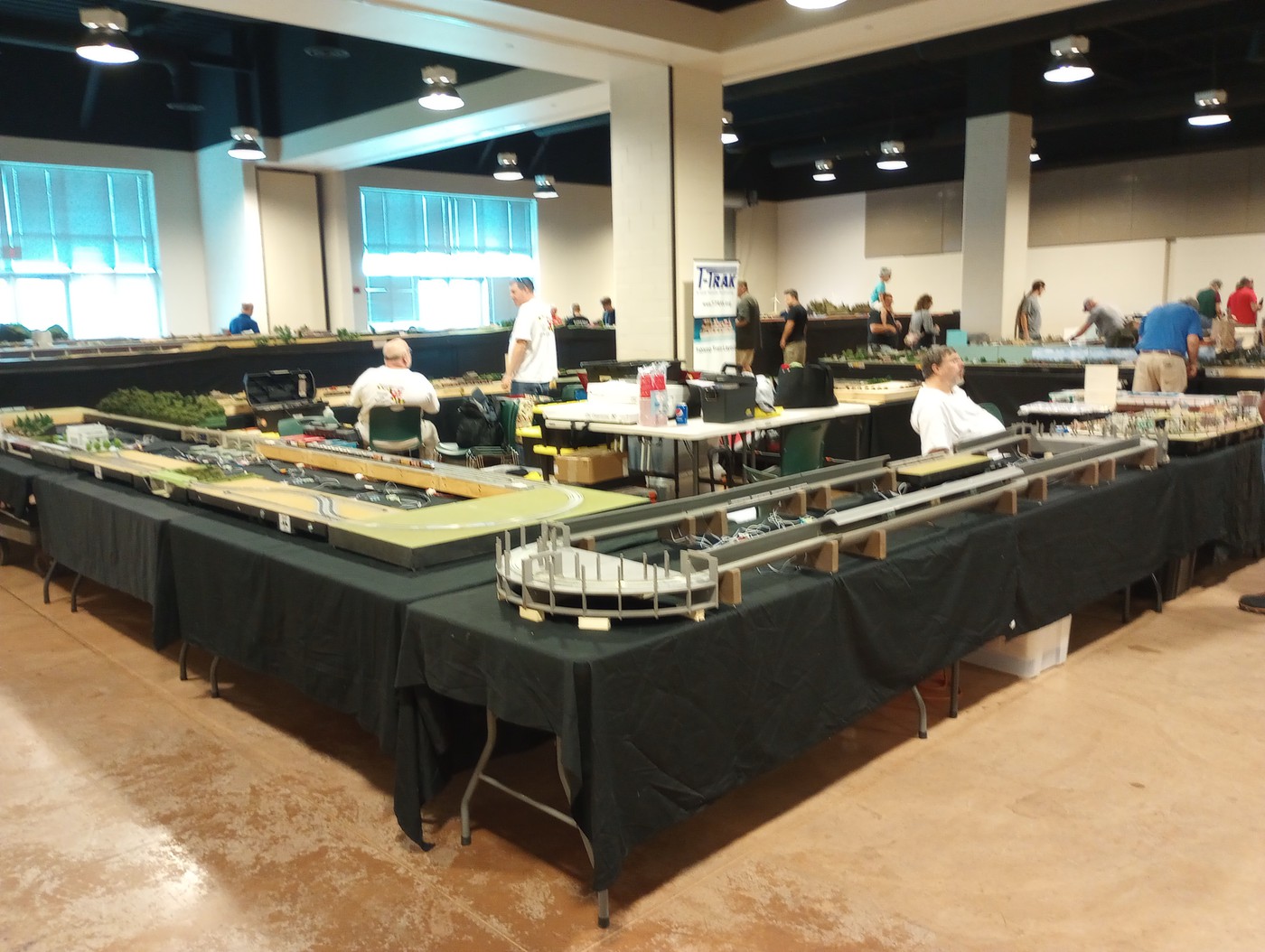 Photo: IMG 20220917 103106731 BURST001 | N Scale Weekend - Altoona, PA ...