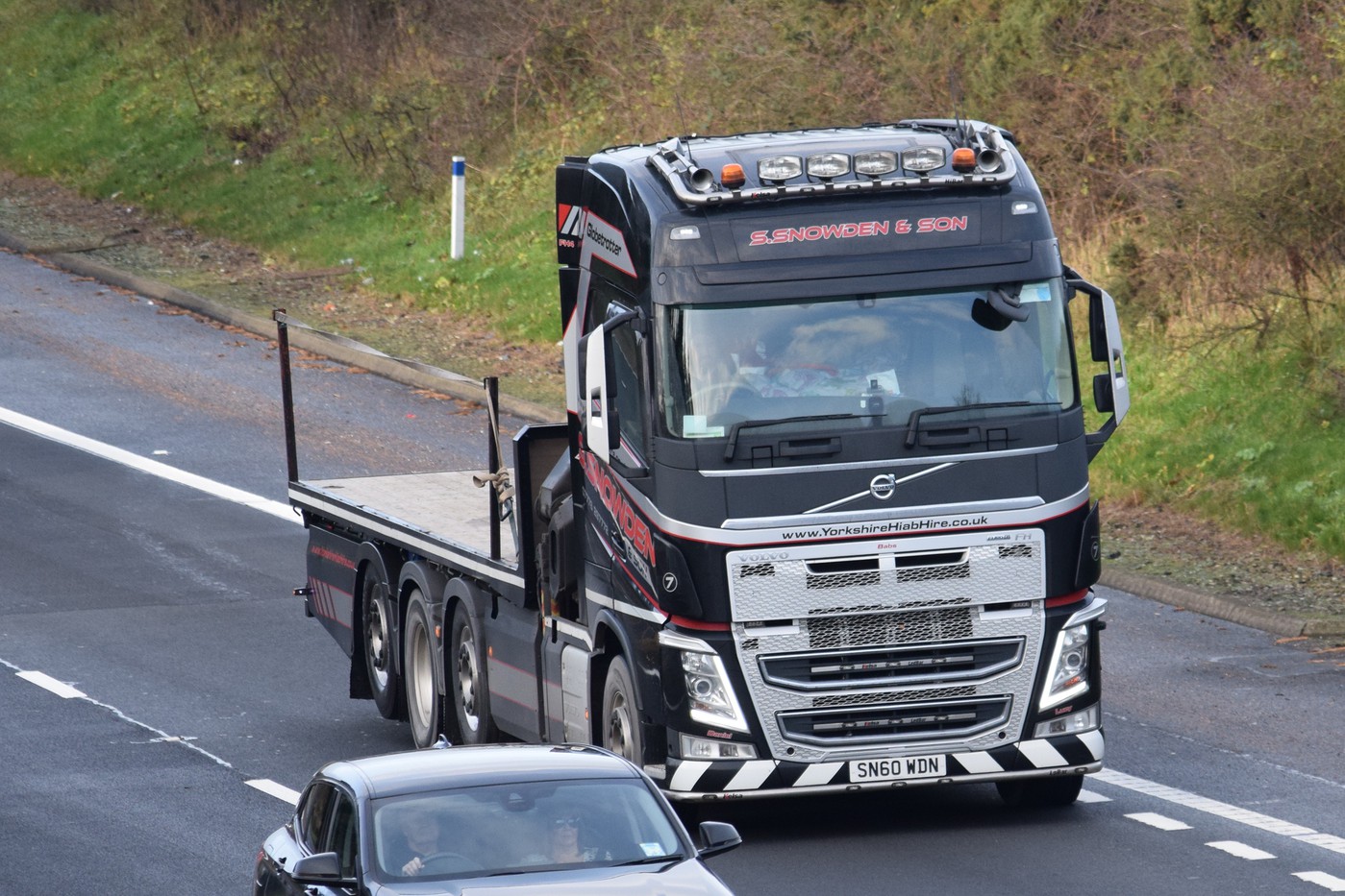 Photo: SN60WDN Volvo FH S Snowden & Son, Hiab Hire, Yorkshire. Was ...