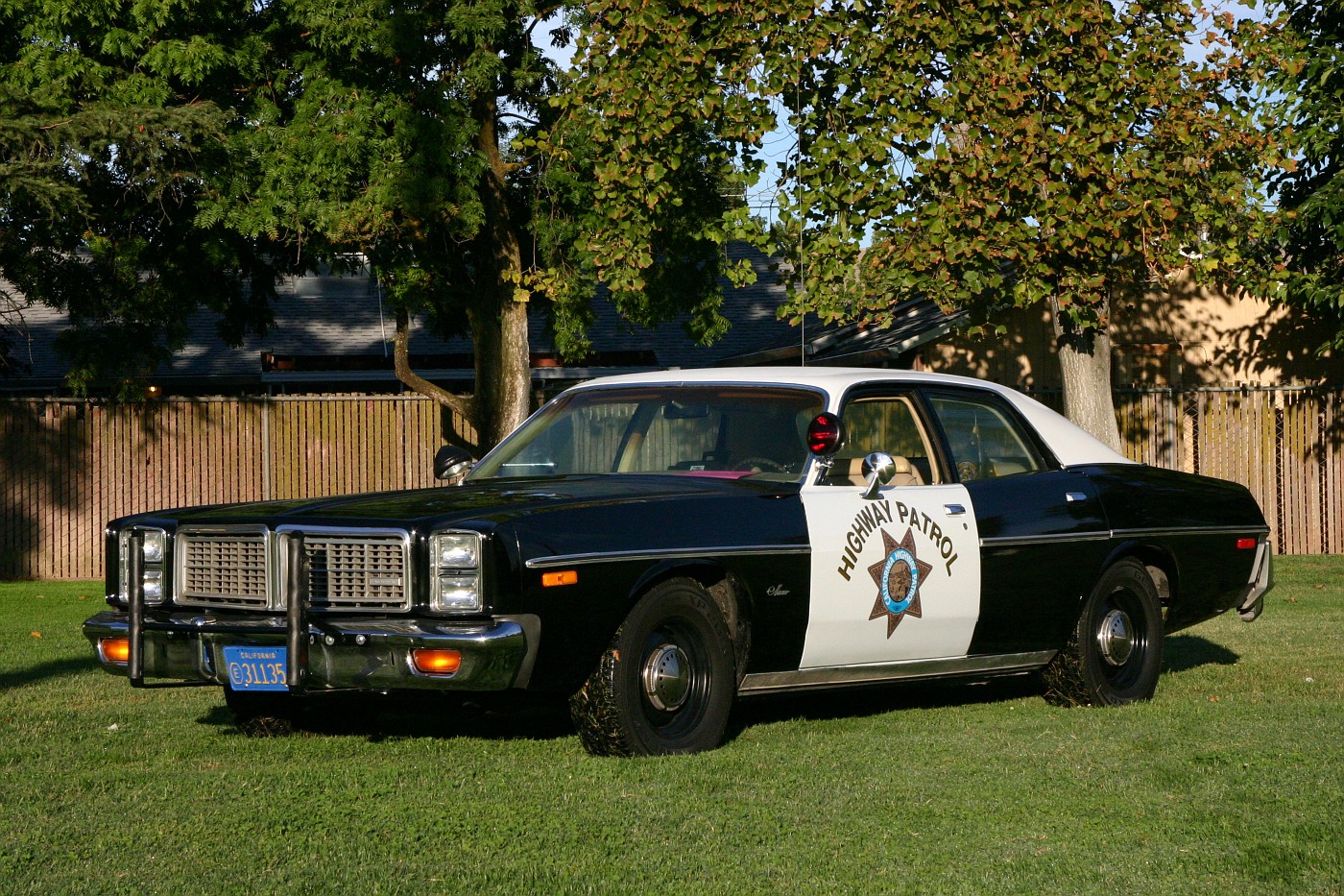 copcar dot com - The home of the American Police Car - Photo Archives