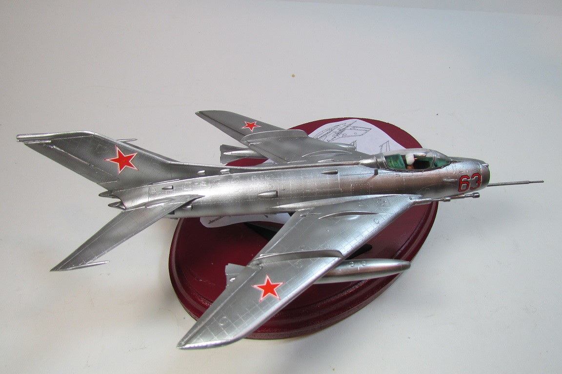 KP 1/72 Mikoyan-Gurevich MiG 19 Farmer (4/J72071) - Page 2 - - The ...