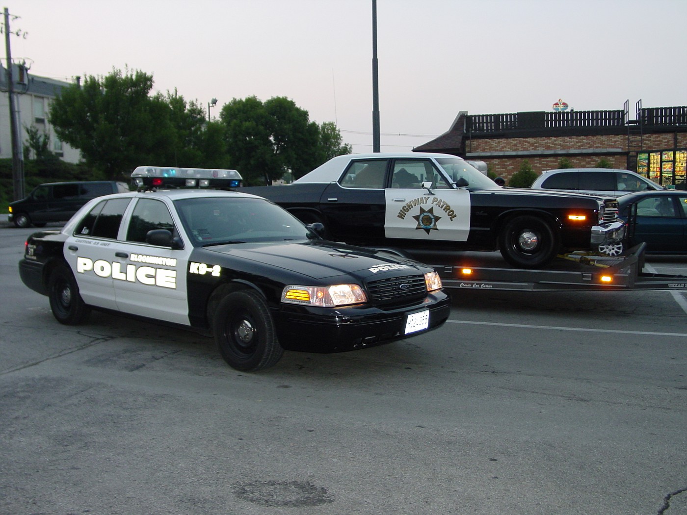 copcar dot com - The home of the American Police Car - Photo Archives