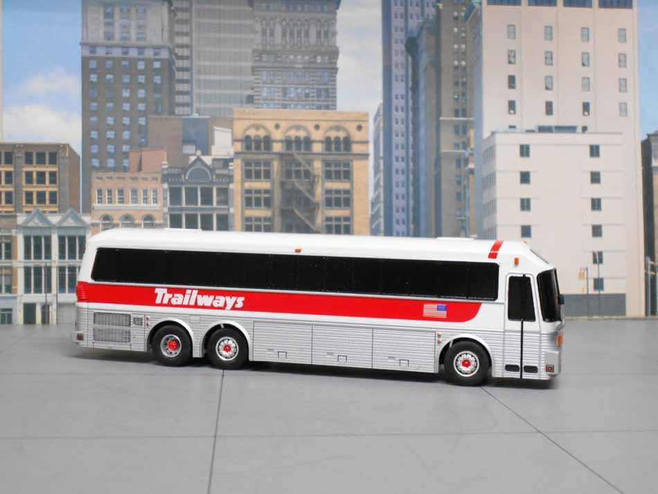 Photo: Eagle 15 Right side | TRAILWAYS SYSTEM BUS MODELS GO BIG RED ...