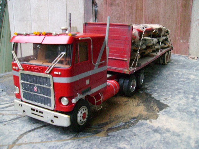 Photo: 70's Mack Cabover Big Rig | 1970s Mack Cabover album | DRASTIC ...