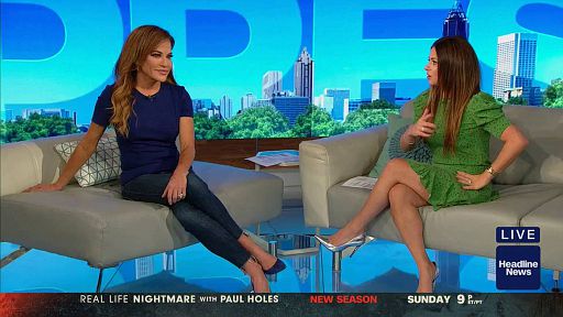 Robin Meade - Page 571 - TvNewsCaps