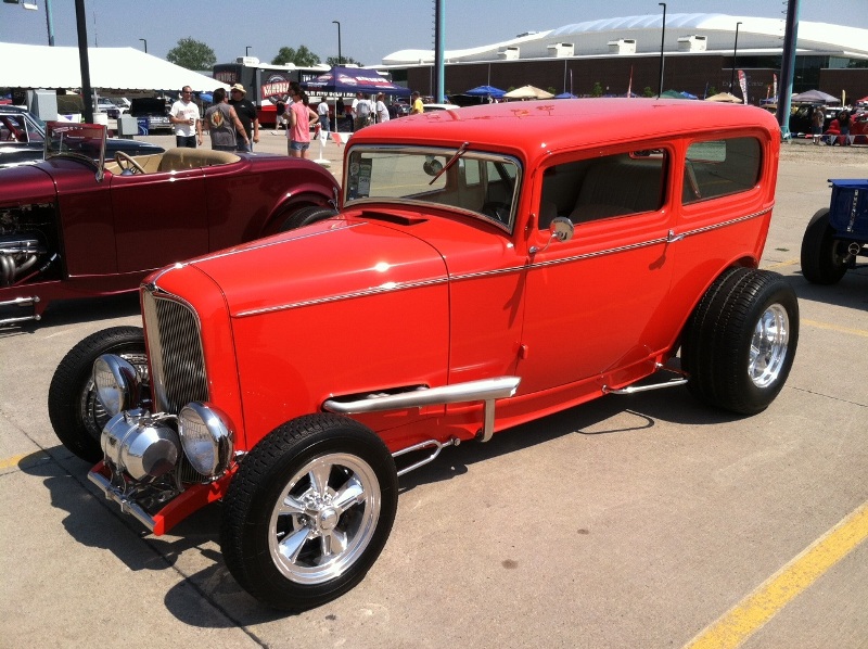 Photo: Same Reddish 32 Sedan (1) | 1932 FORD SEDANS album | LOUD-PEDAL ...