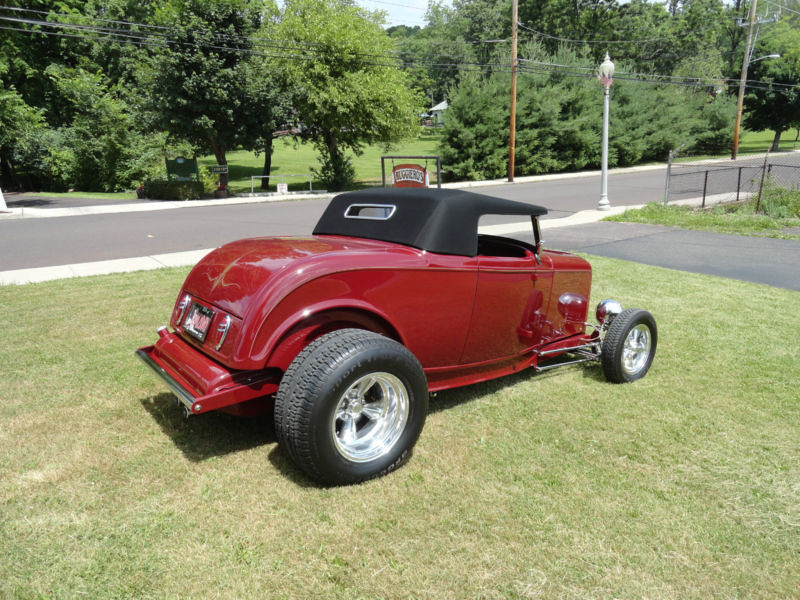 Photo: Red Deuce Roadster (2) | 1932 FORD ROADSTERS IV album | LOUD ...
