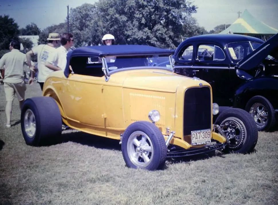 Photo: Gary Kessler's Deuce Roadster (1) | 1932 FORD ROADSTERS VII ...