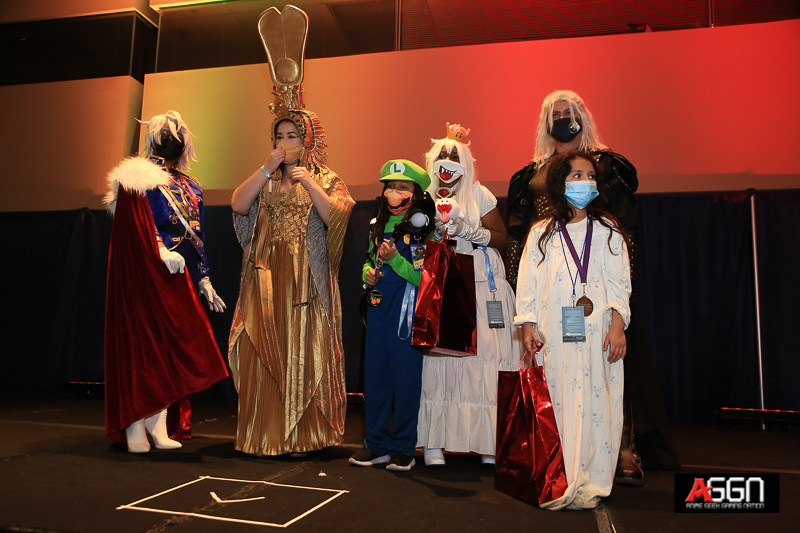 Photo: MomoCon CstCnts 20211218 0275 | Momo Con 2021 album | FrameShot ...