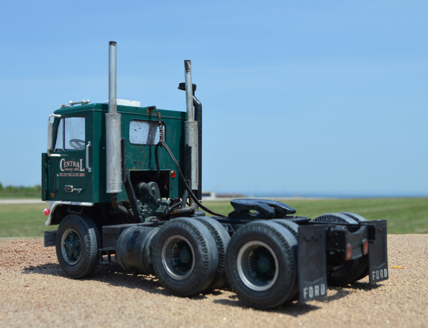Ford W-series non sleeper tractor album | Mackinac359 | Fotki.com ...